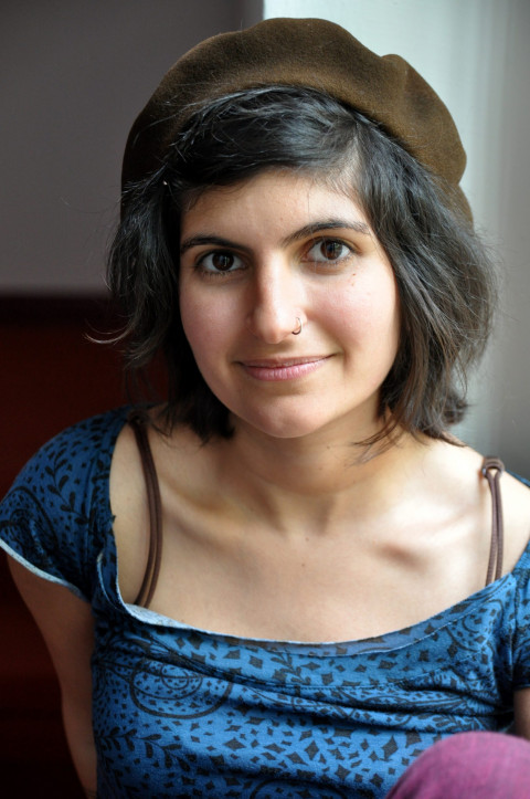 Shida Bazyar liest aus „Drei Kameradinnen“